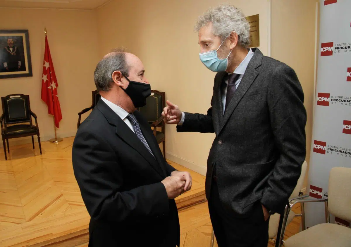 Los magistrados Alejandro Abascal y Yolanda San Pastor, condecorados ...