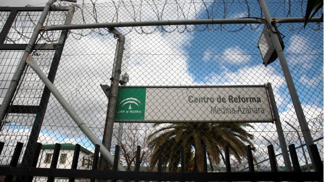 La Junta de Andalucía rectifica y devuelve a una madre el hijo que ... La Junta de Andalucía rectifica y devuelve a una madre el hijo que ...