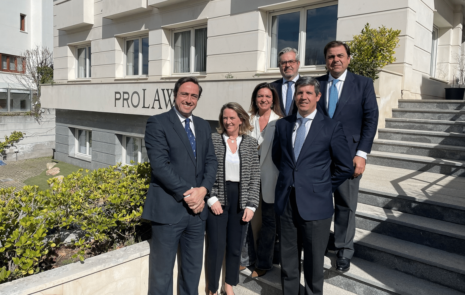 Prolaw e Iberia Abogados se fusionan y forman una firma ...