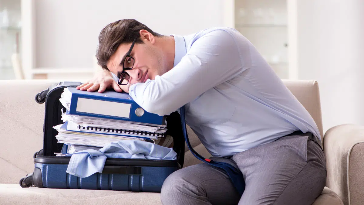 Viajes de trabajo: la legislación laboral no especifica qué gastos ...