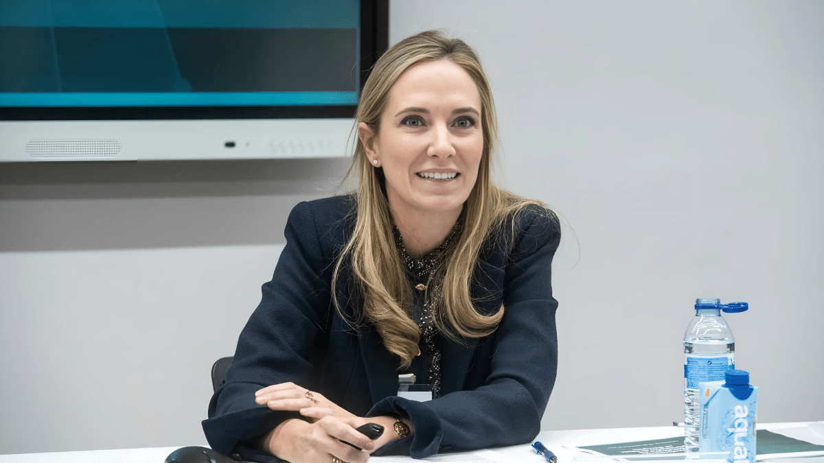 Laura Elorza, gerente de Recursos Humanos en Garrigues: "reconocer el ...