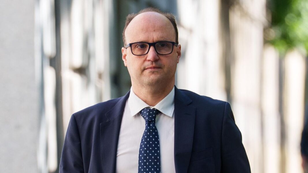 El exjefe de Gabinete de Maroto y la ex Miss Asturias señalan ...